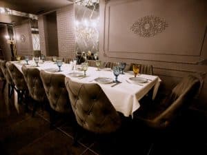 What Are The Different Types of Silver Service? – Slant POS