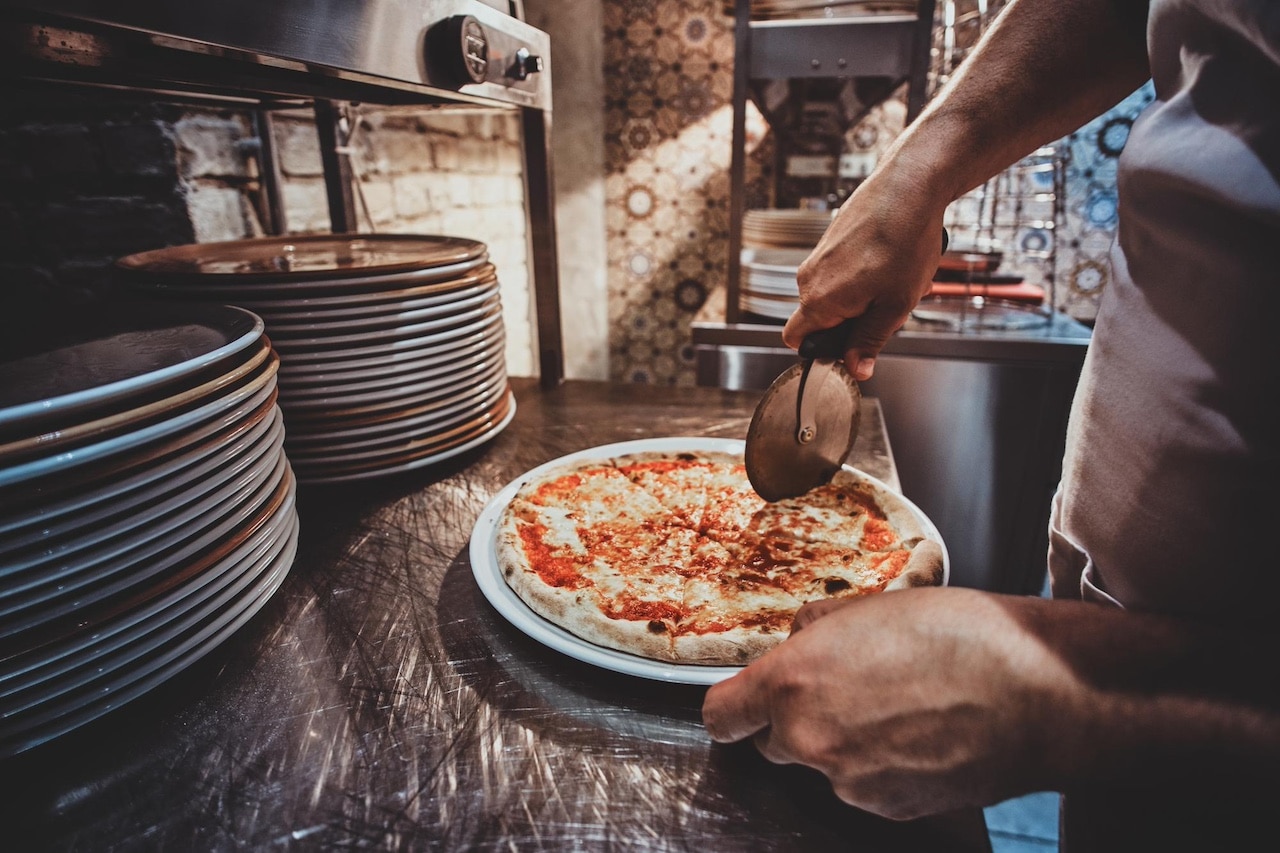 How to Start a Pizza Shop in the United States – Slant POS