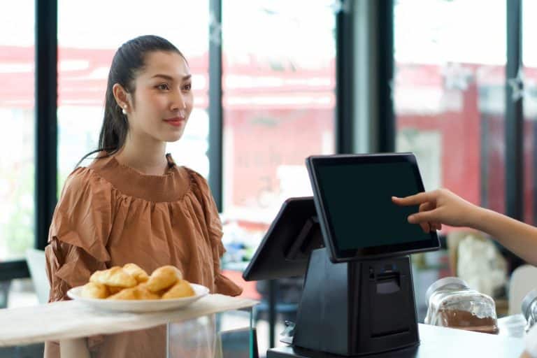 What is a Point-of-Sale Cashier Software? – Slant POS