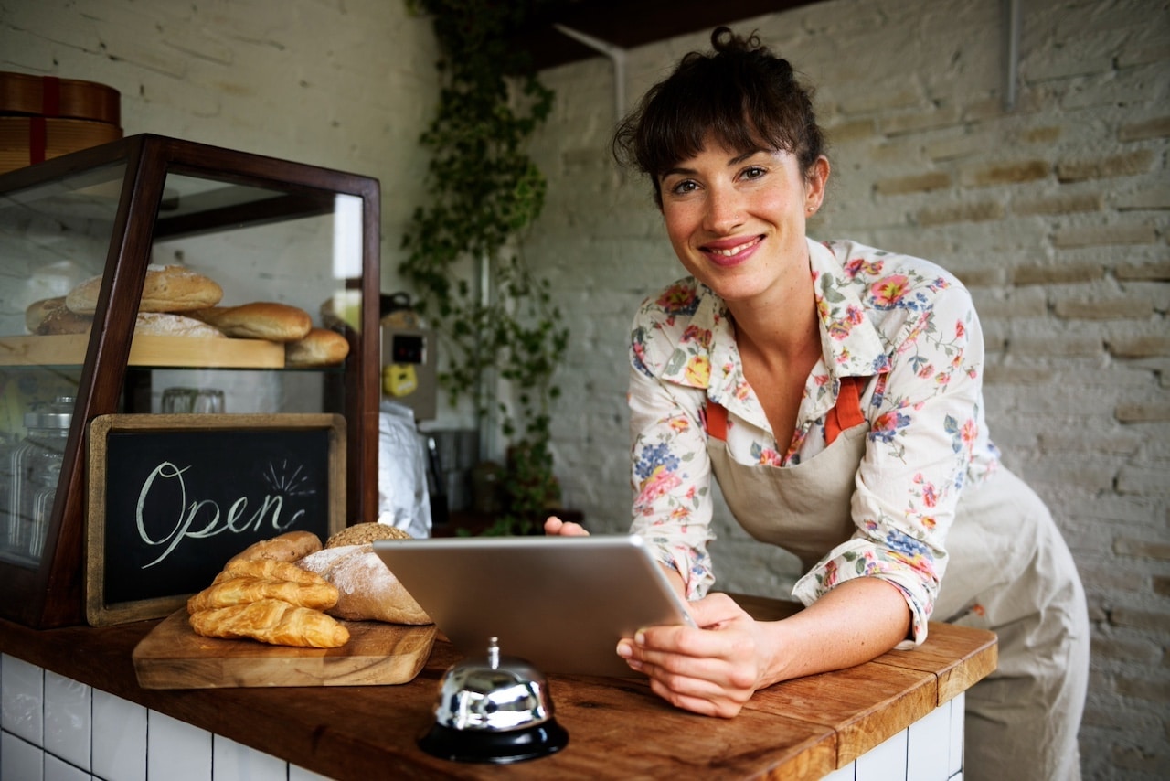 How to Track Daily, Weekly, and Monthly Café Sales in Excel – Slant POS